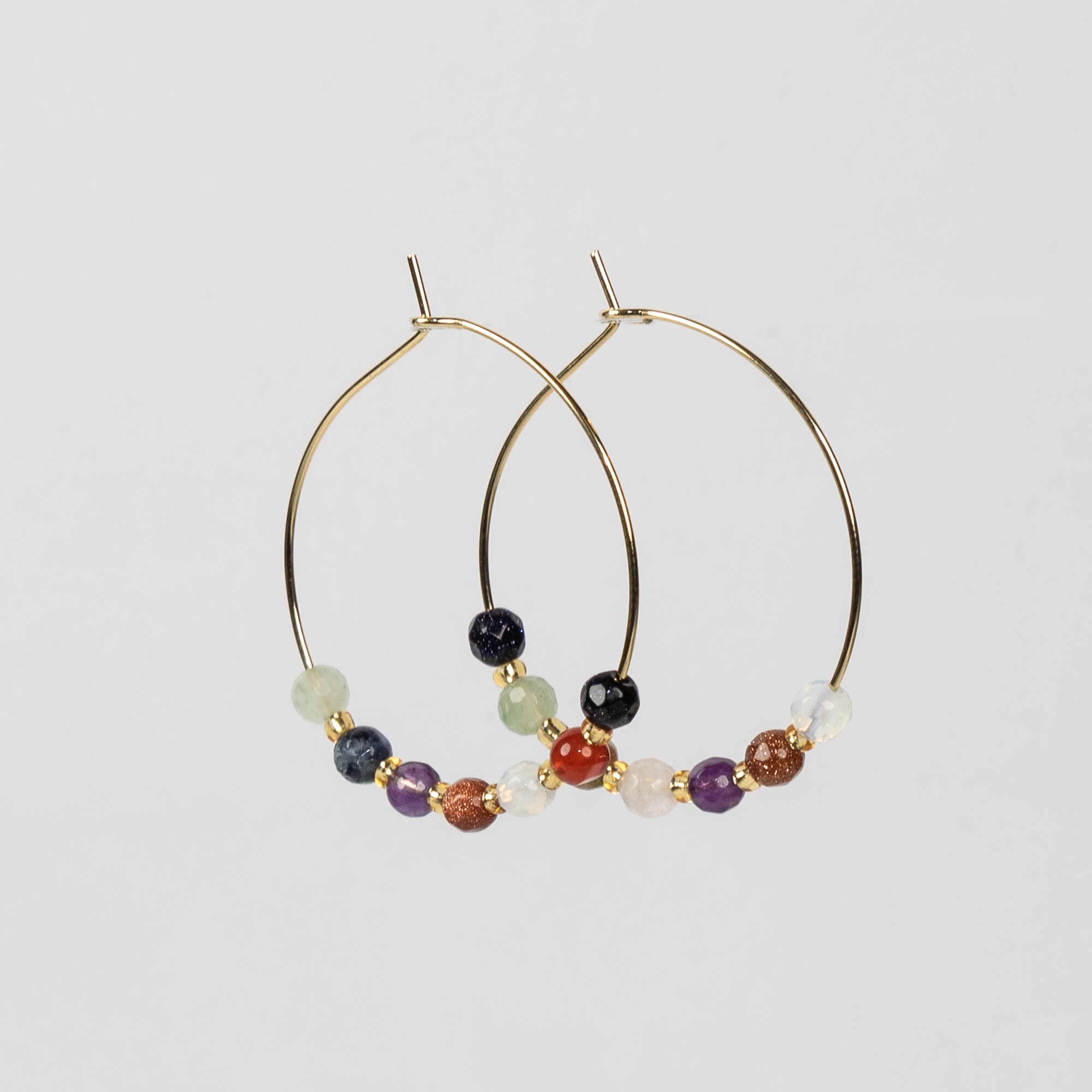 Maja Hoops med sten i mix farver - skønne boheme øreringe- LÉ MOSCH